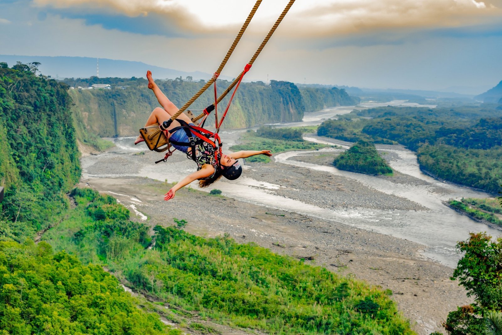 Ecuador Lives 】 ️麟 La plataforma web de turismo en Ecuador en un solo clic